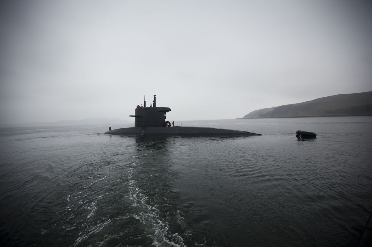 Russen ‘verjagen’ onderzeeër Nederland - NRC