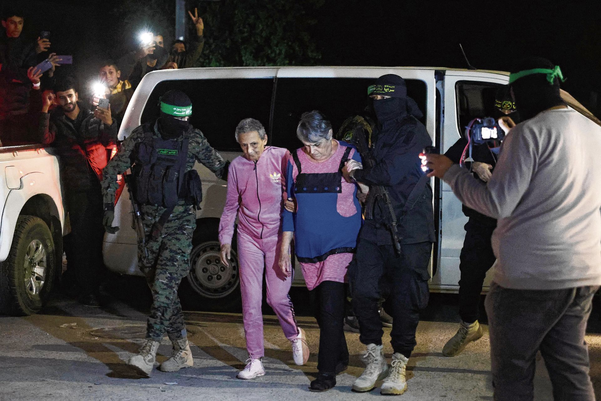 Gaza-oorlogHamas laat voor vijfde dag op rij Israëlische gijzelaars ...