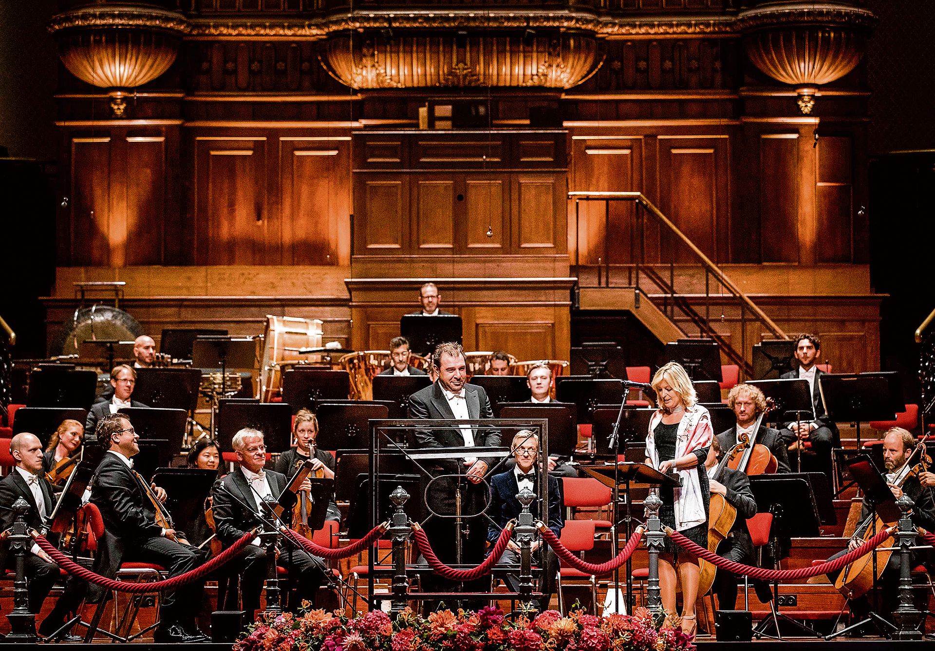 Gala-avond om Daniele Gatti in te huldigen als nieuwe chef-dirigent Concertgebouworkest - NRC