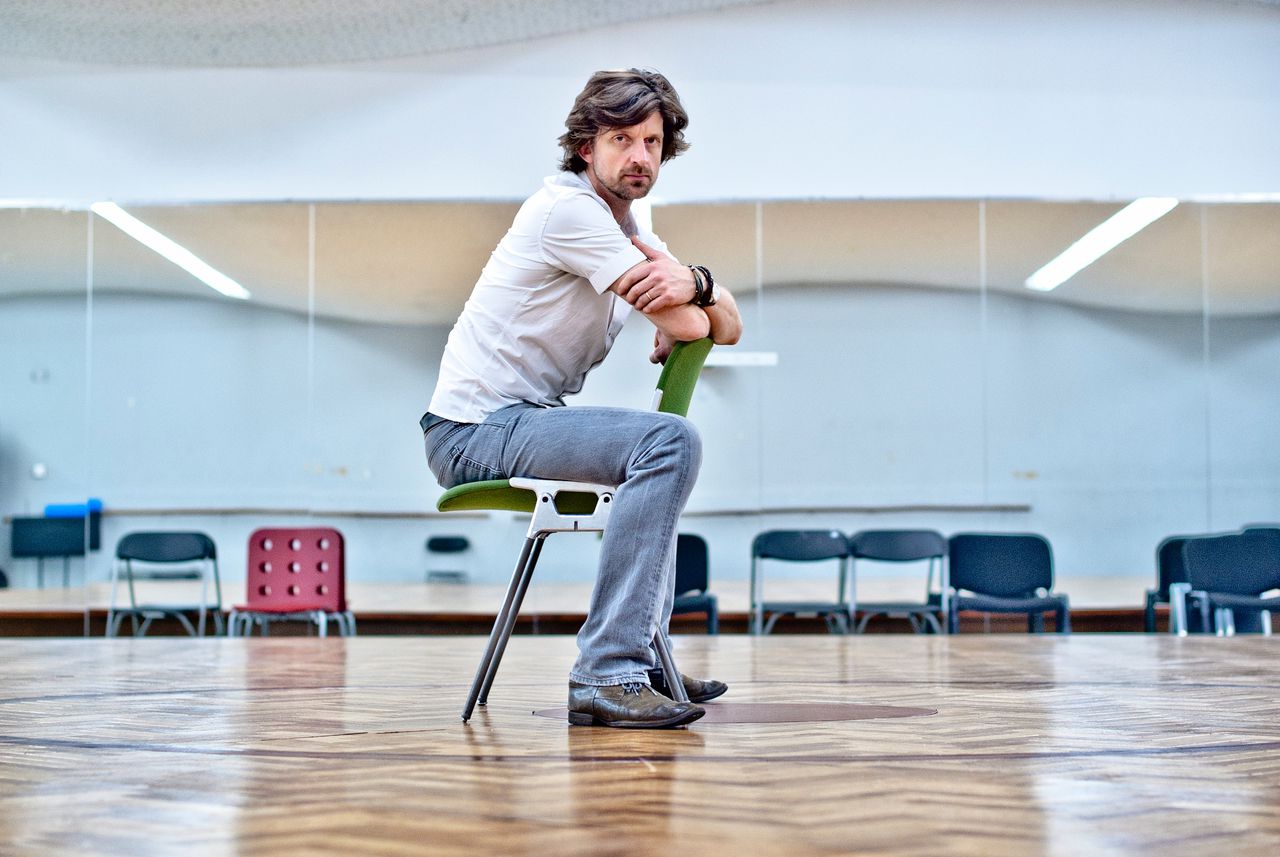 Lightfoot vertrekt als artistiek directeur Nederlands Dans Theater - NRC