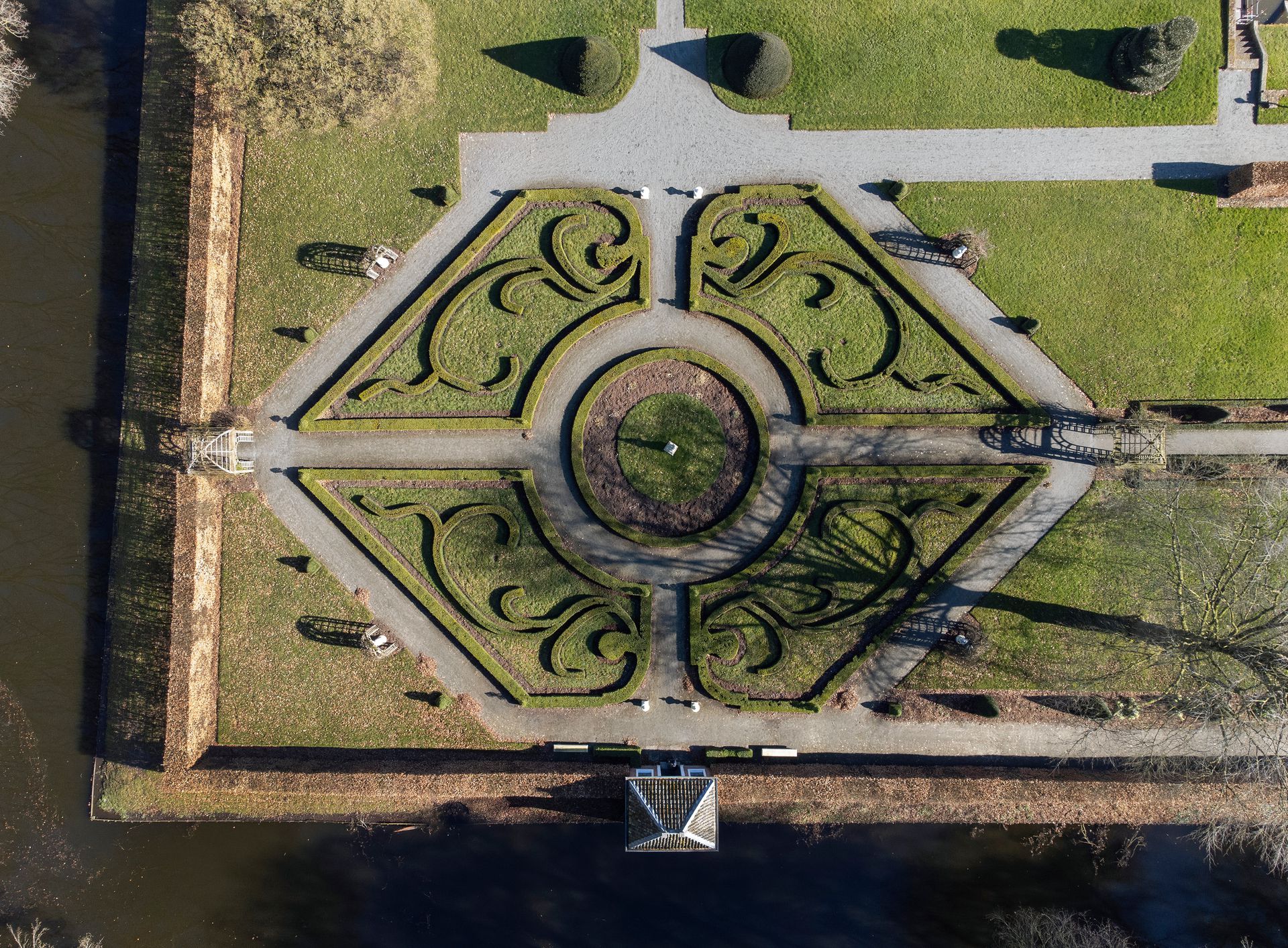 Geordend groen te midden van lege kleigronden - NRC