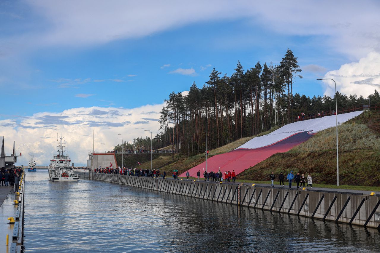 Polen opent kanaal naar Oostzee om niet meer door Russische wateren te ...