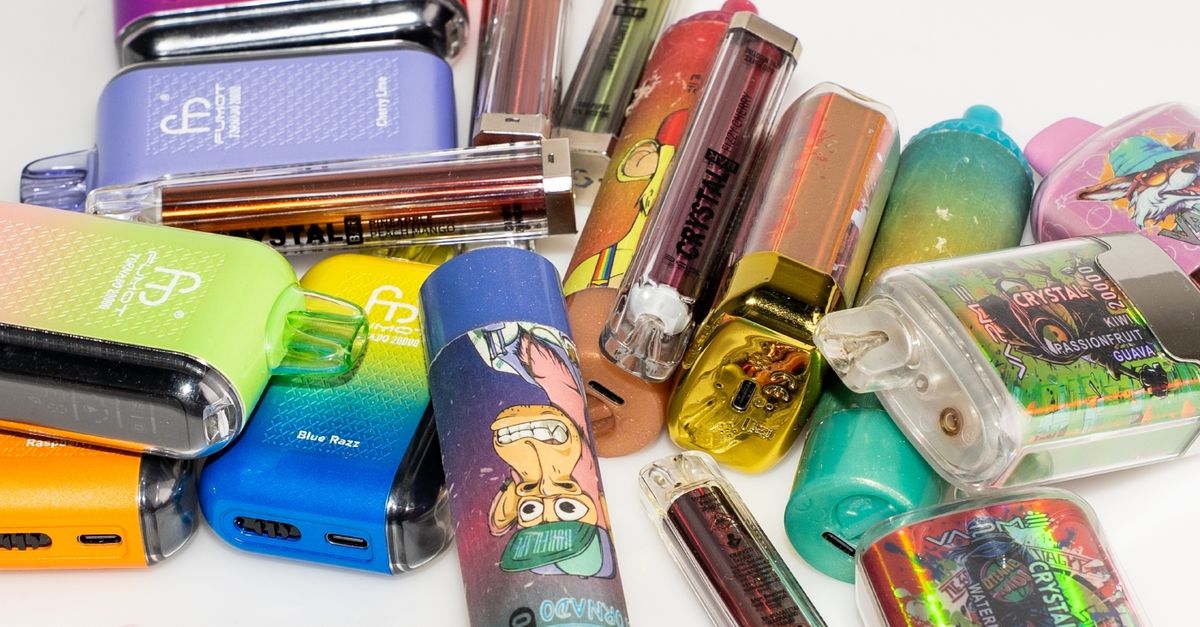 Verslaafd aan vapen: 'Ik werd 's nachts wakker om een trekje te nemen' - NRC