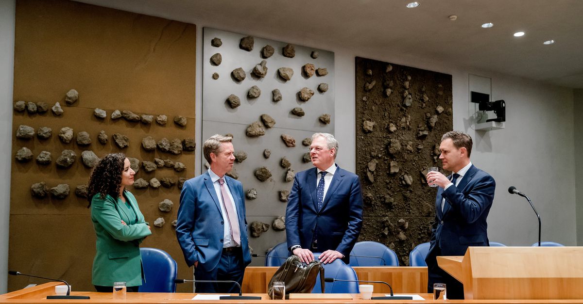Afgetreden staatssecretaris Idsinga maakt alsnog zijn beleggingen ...