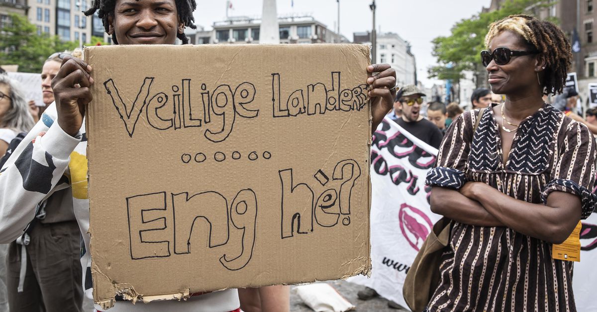 Uitzetten van vreemdelingen: ‘makkelijker gezegd dan gedaan’ - NRC