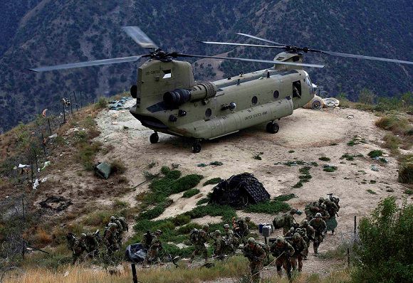 ‘VS geen schuld bij neergehaalde Chinook in Afghanistan’ - NRC