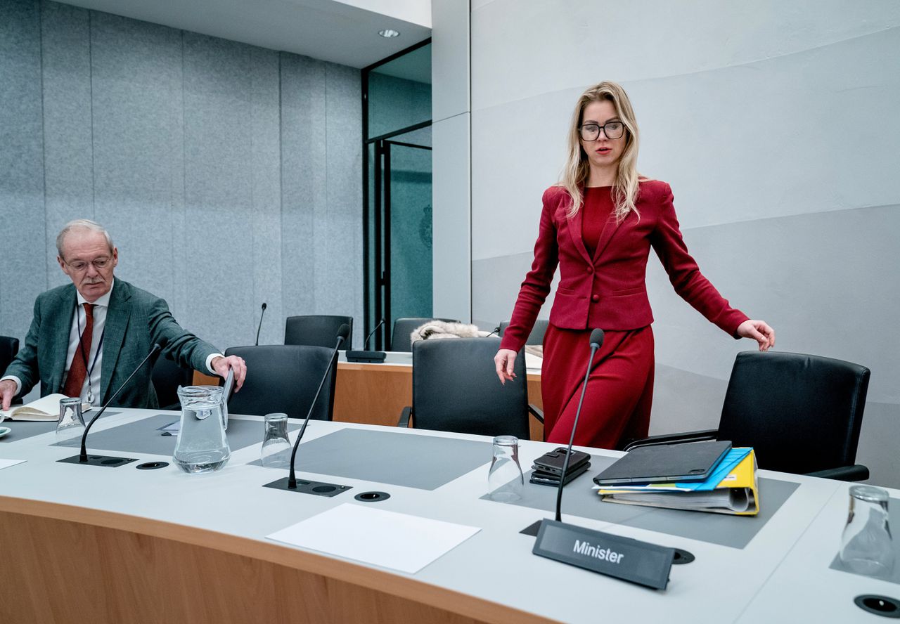 Landbouwminister Wiersma grijpt persoonlijk in: bedrijfsgegevens boeren ...