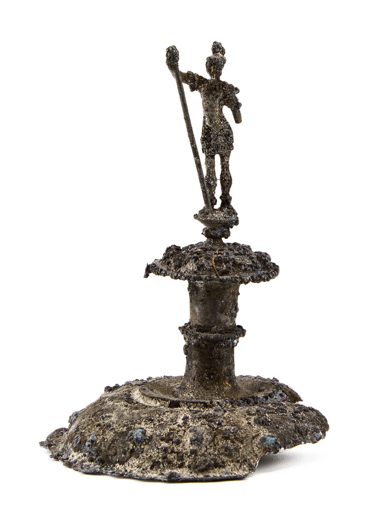 Schatvissen in troebel water - NRC