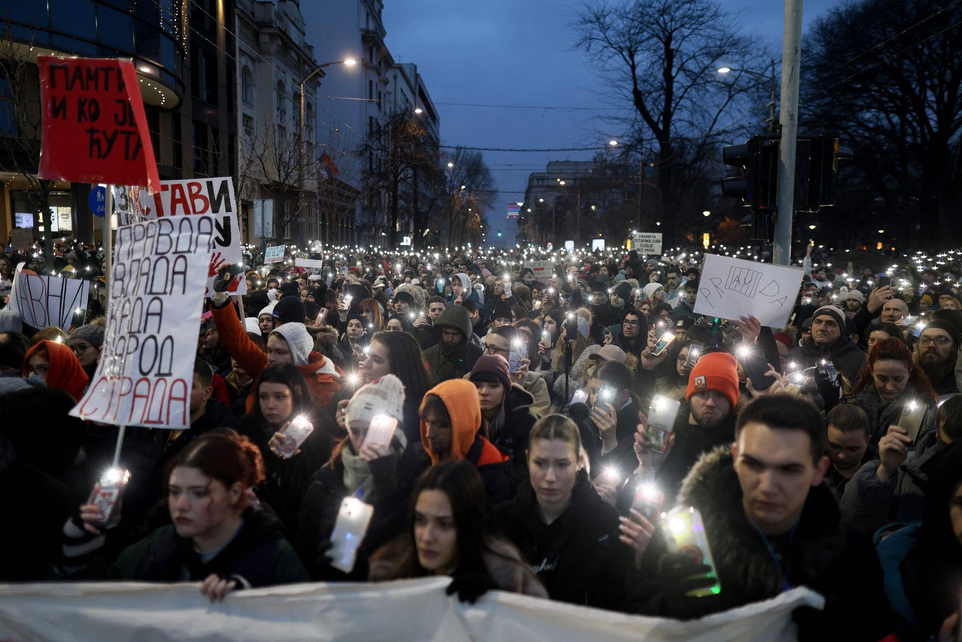 In Servië houden de protesten aan: ‘We zien hier in Servië een langzaam ...