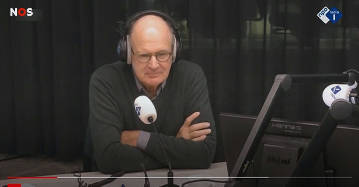 Columnist Philip Freriks krijgt live op radio ‘ontslag’ te horen - NRC