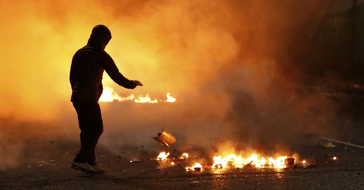 Rellen in Belfast: oud zeer, onvrede over Brexit en de onzekerheid van ...