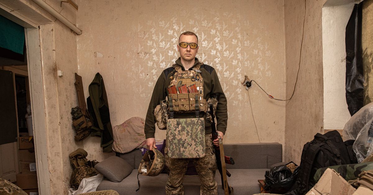 Schrijver Stanislav Aseyev vecht in Oost-Oekraïne: ‘Ik ben beter in ...