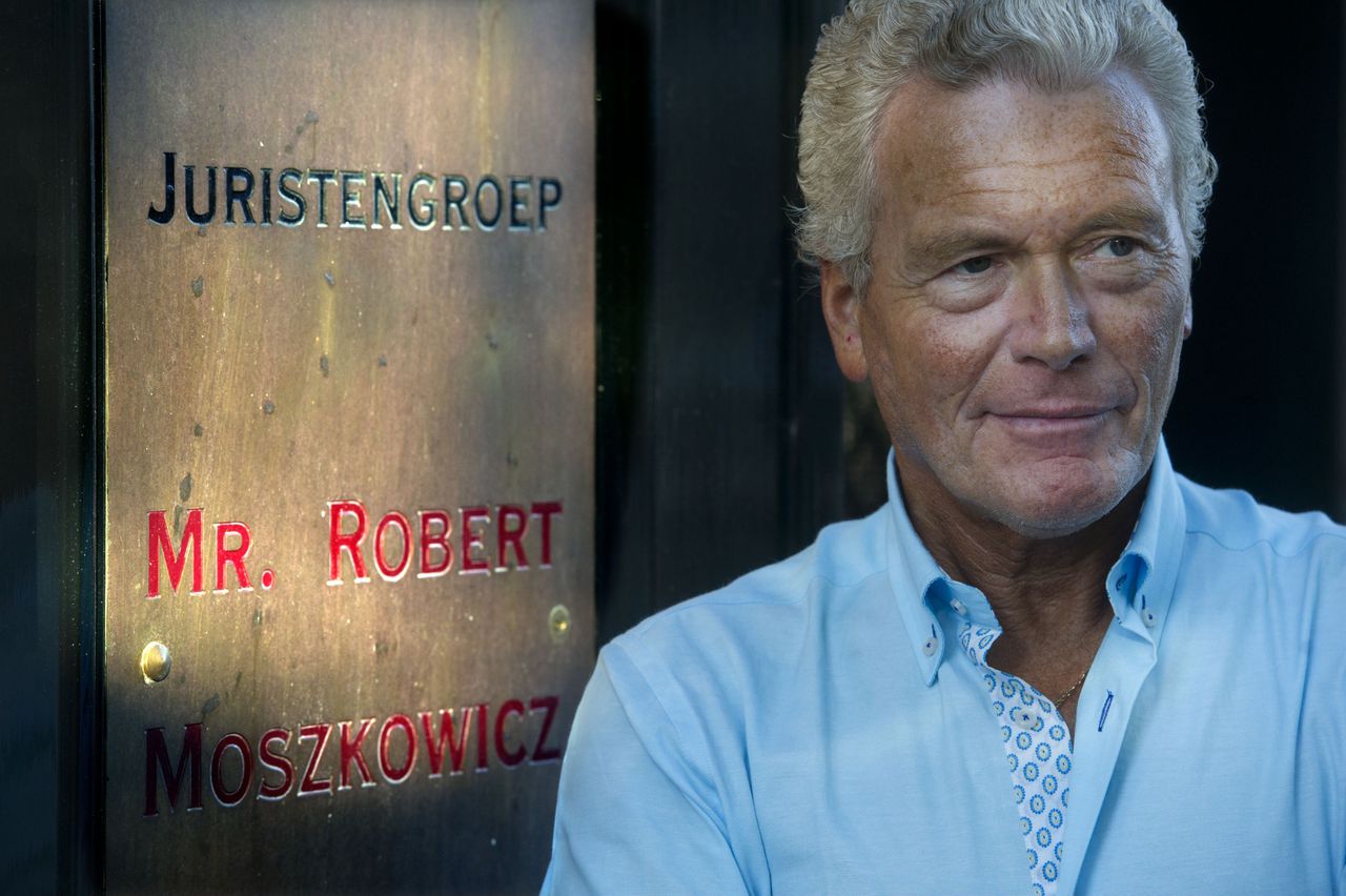 ‘Robert Moszkowicz nacht in cel wegens fraude-onderzoek’ - NRC