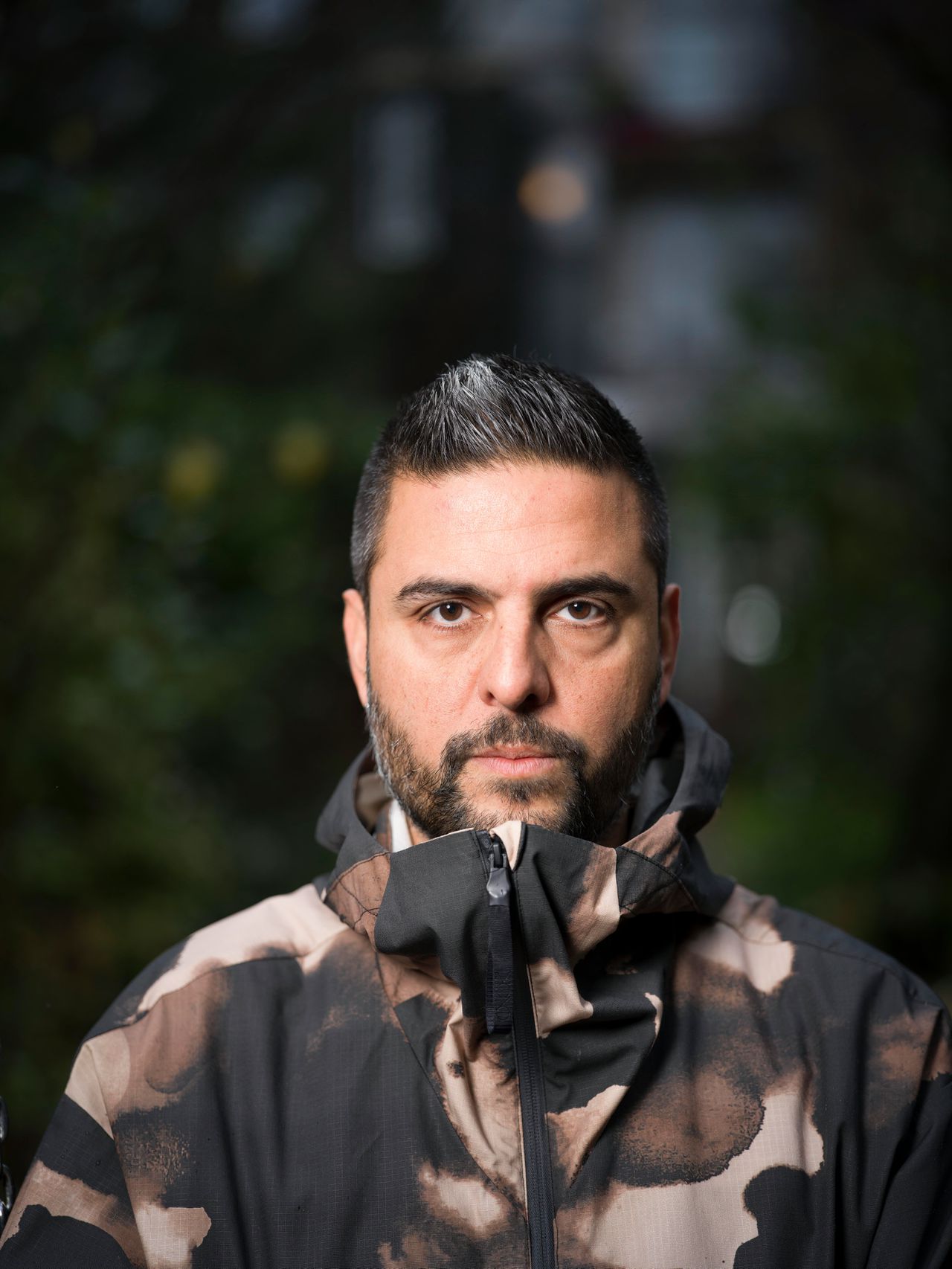 Haroon Ali schreef een boek over gezinsbreuken. ‘Breken doe je alleen ...