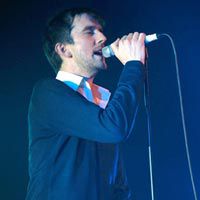 Alan Donohue, zanger van The Rakes - NRC