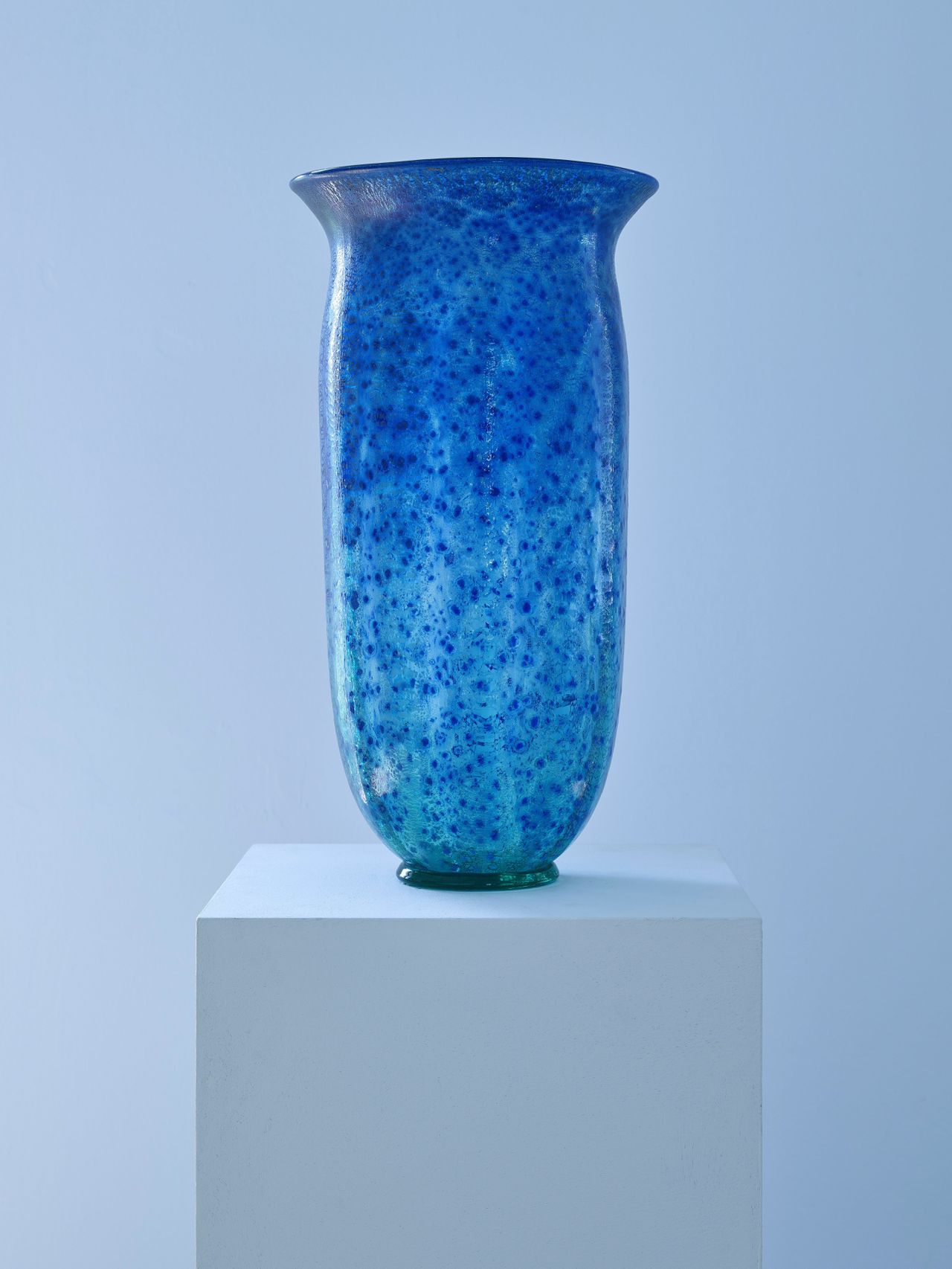 Van antieke vaas tot moderne kunst, in het Nationaal Glasmuseum is ...