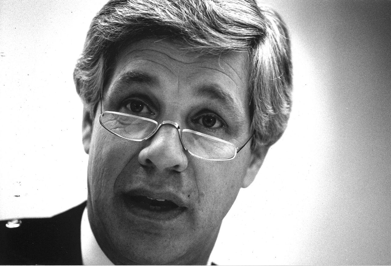 Een botte Friese politieman, die van aanpakken hield - NRC