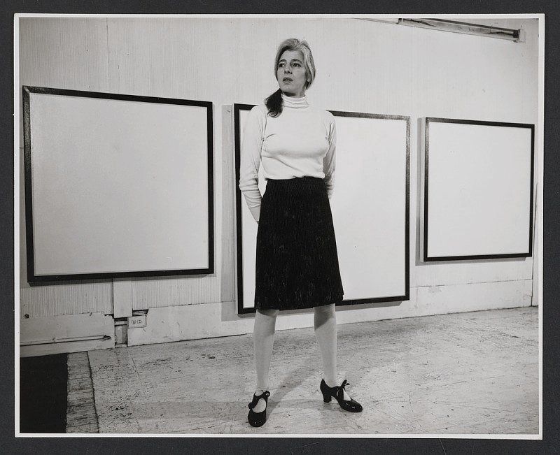 Jo Baer was als schilder een radicale minimalist – ze koos later voor radicale figuratie - NRC