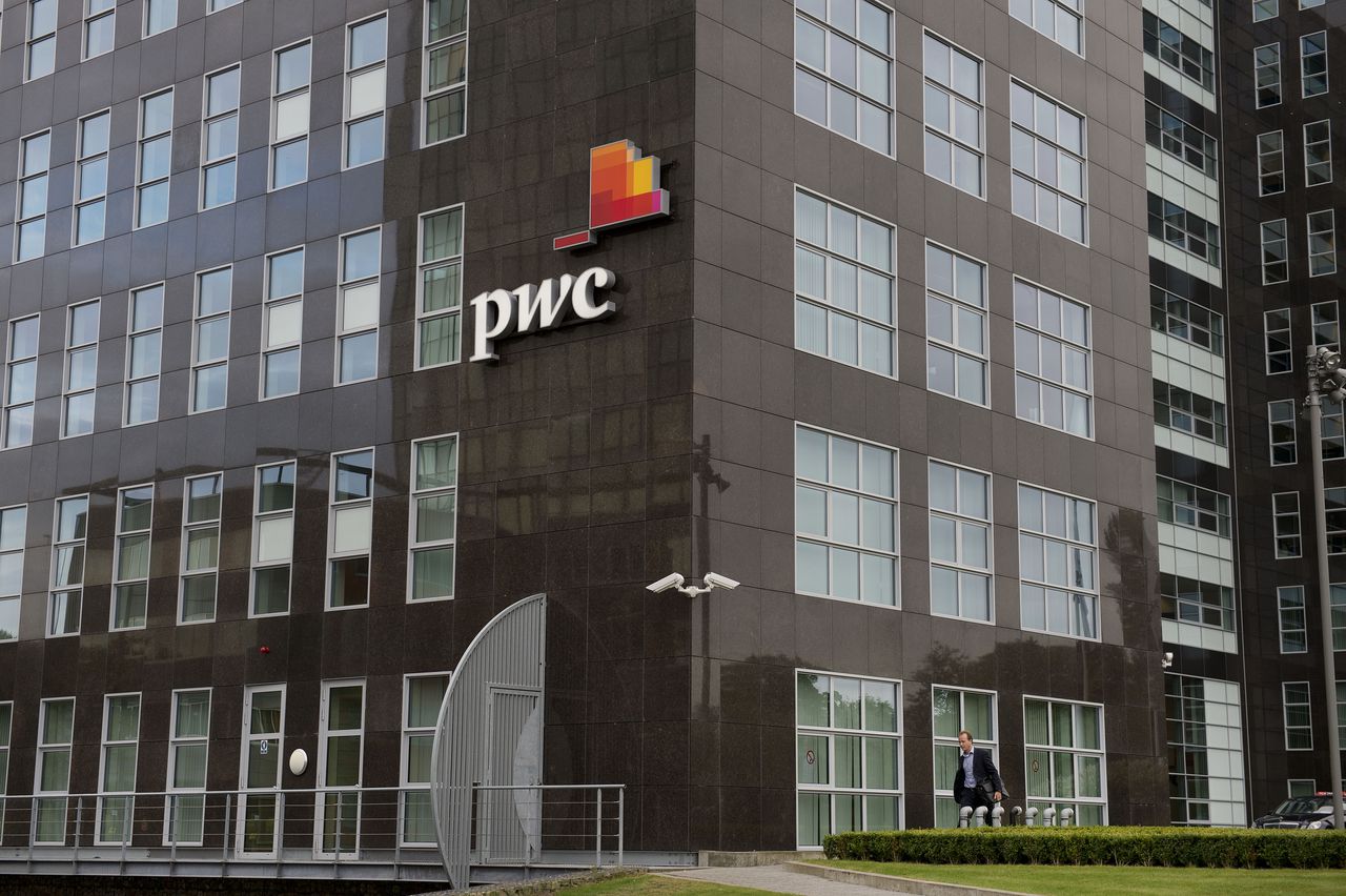 PwC: Dik betalen voor het falen van je accountants - NRC