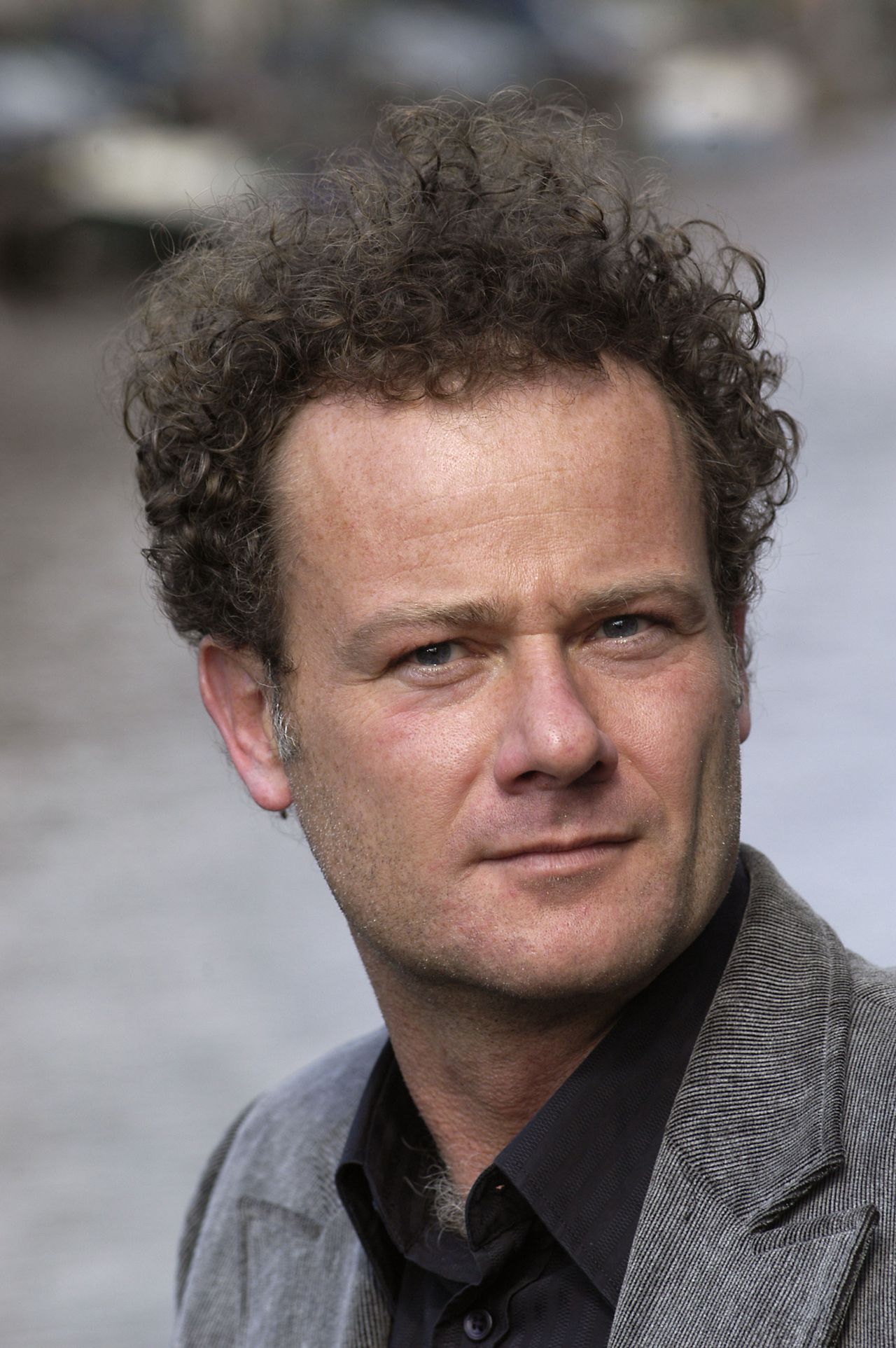 'Ik wil dat schrijvers er toe doen' - NRC