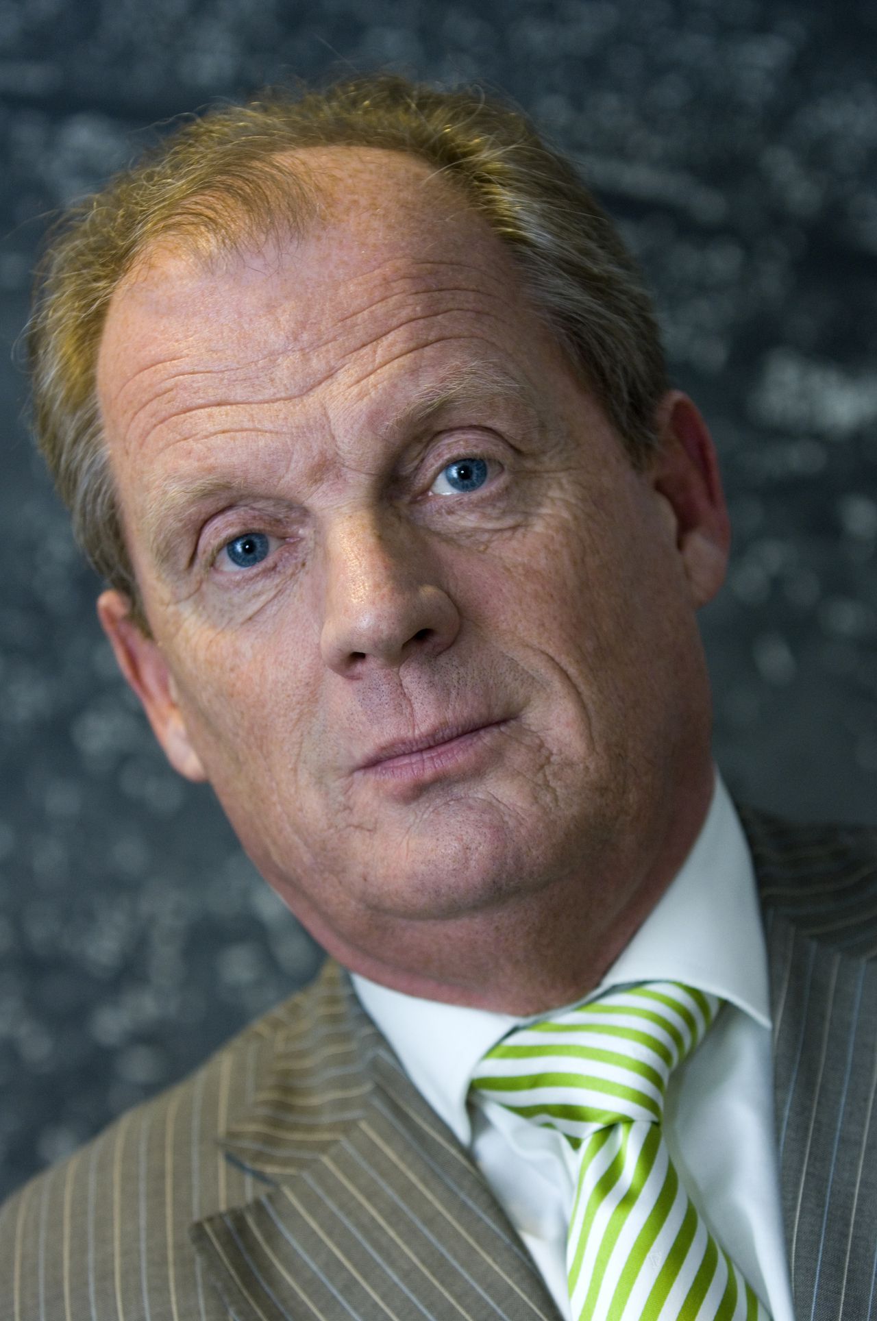 Van Well voorzitter Feyenoord - NRC