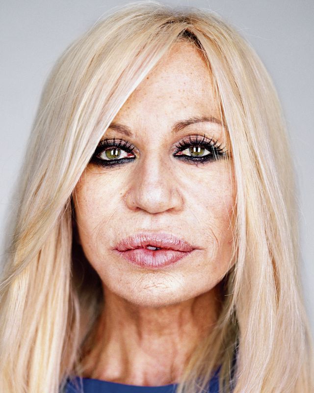 Op zijn foto’s van beroemdheden zie je elke rimpel, porie en pukkel - NRC