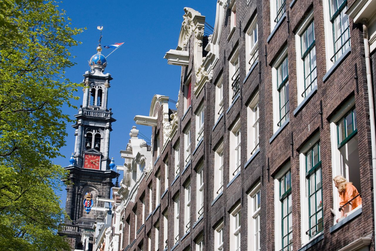 Moeten de klokken van de Westertoren ’s nachts zwijgen? - NRC