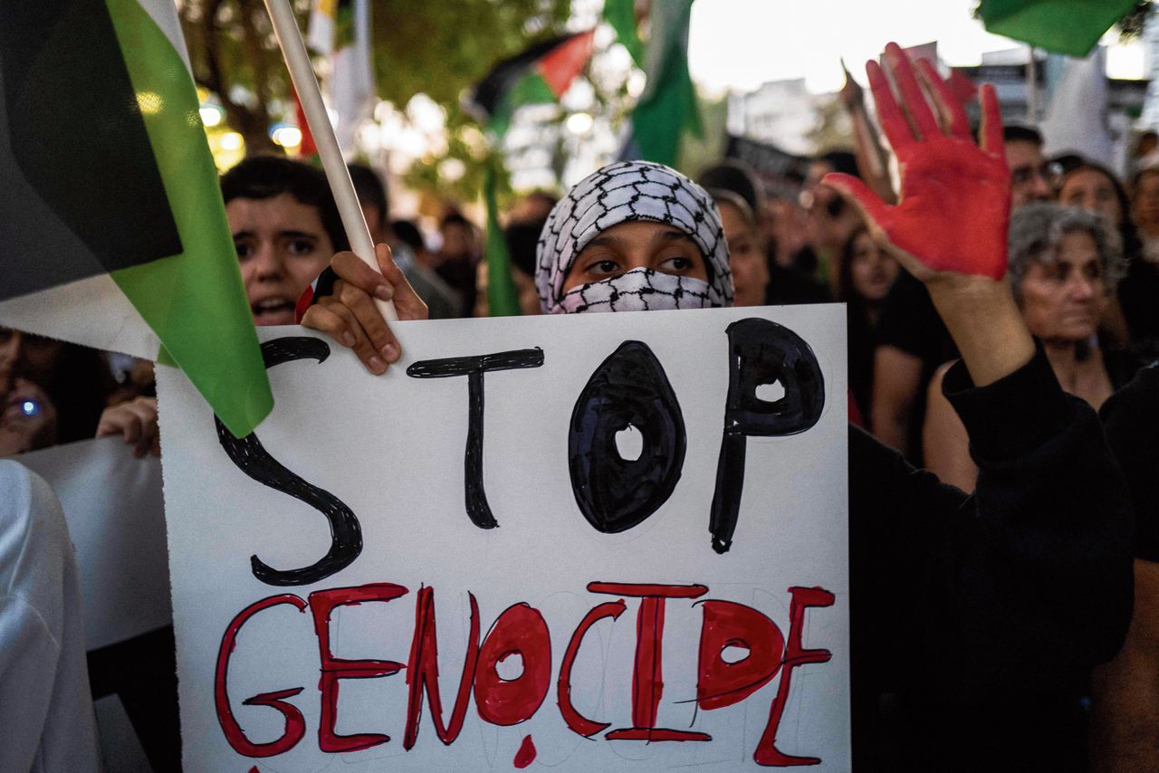Beschuldigen van genocide vliegen over en weer in het conflict Gaza ...