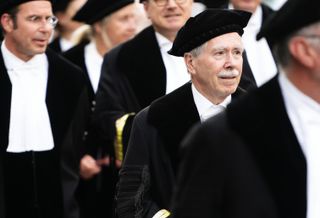 Nederlandse Nobelprijswinnaar Gerard ’t Hooft krijgt grote ...