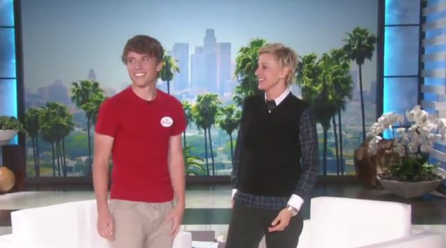 ‘Alex from Target’ is een sensatie. Maar hij durft niet meer alleen ...