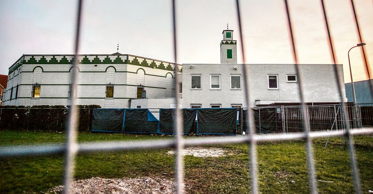 Brandbom tegen moskee in Enschede was terreurdaad - NRC