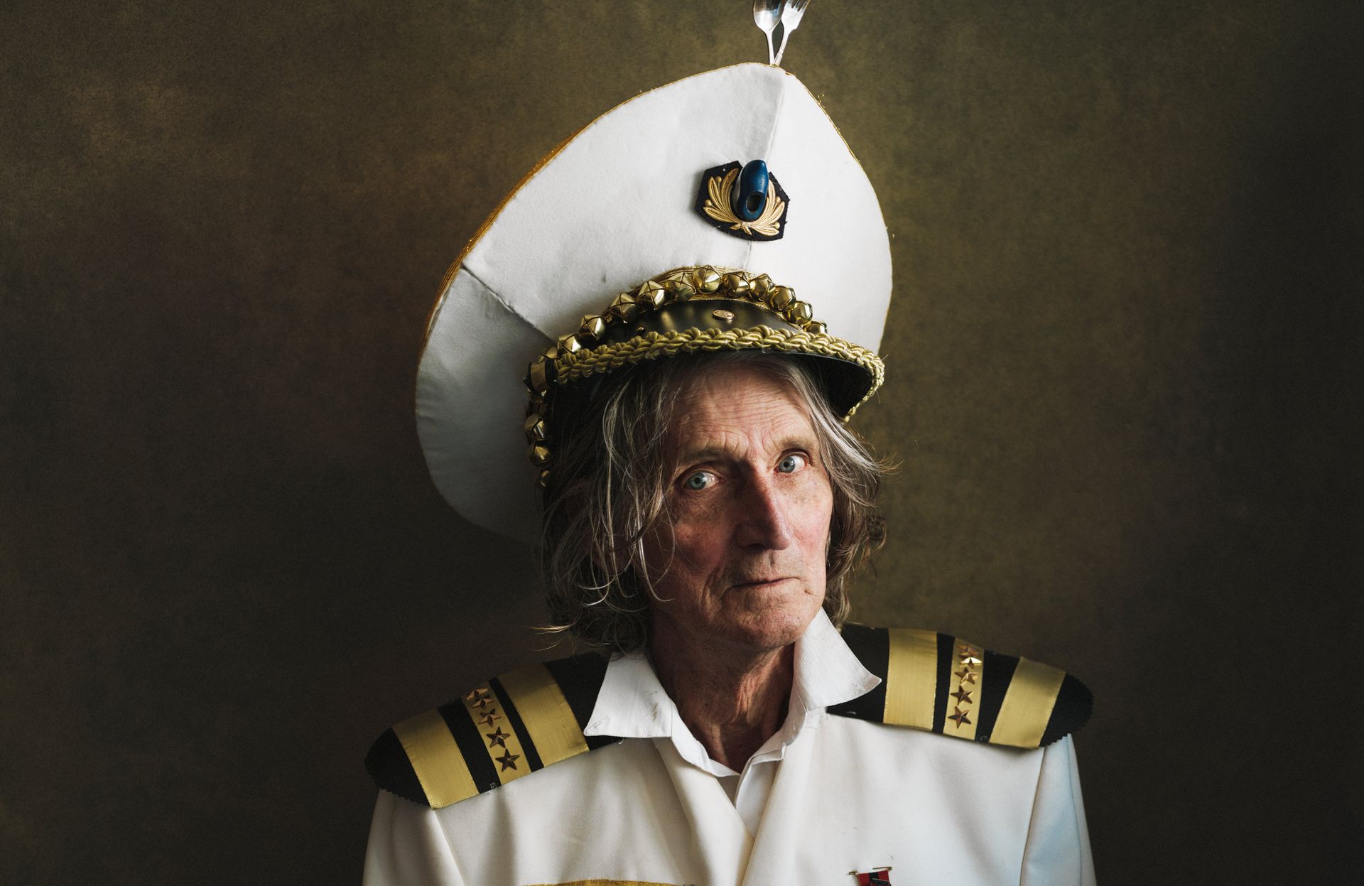 Kunstenaar August Dirks: ‘Mijn leven draaide om kameraadschap’ - NRC