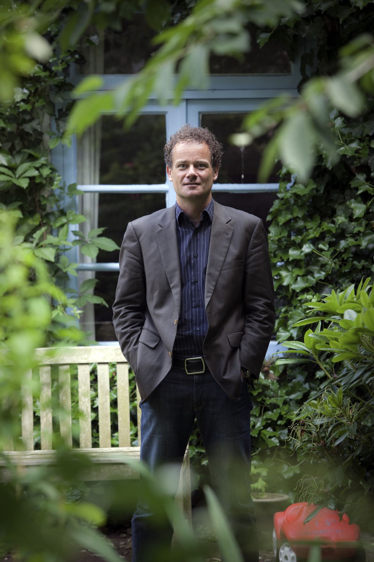 'Schrijvers durven het publieke debat niet aan' - NRC