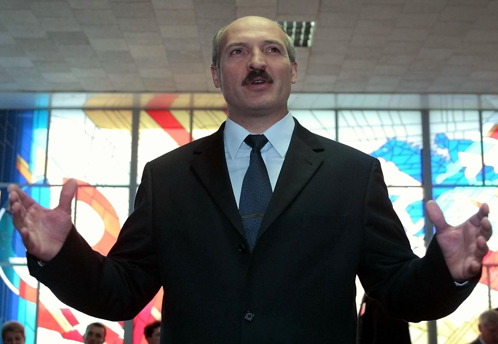 Loekasjenko wint verkiezingen Wit-Rusland - begint aan vijfde termijn - NRC