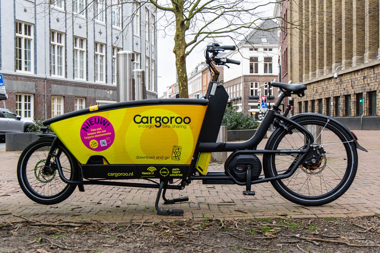 Aanbieder elektrische deelbakfietsen Cargoroo vraagt faillissement aan ...