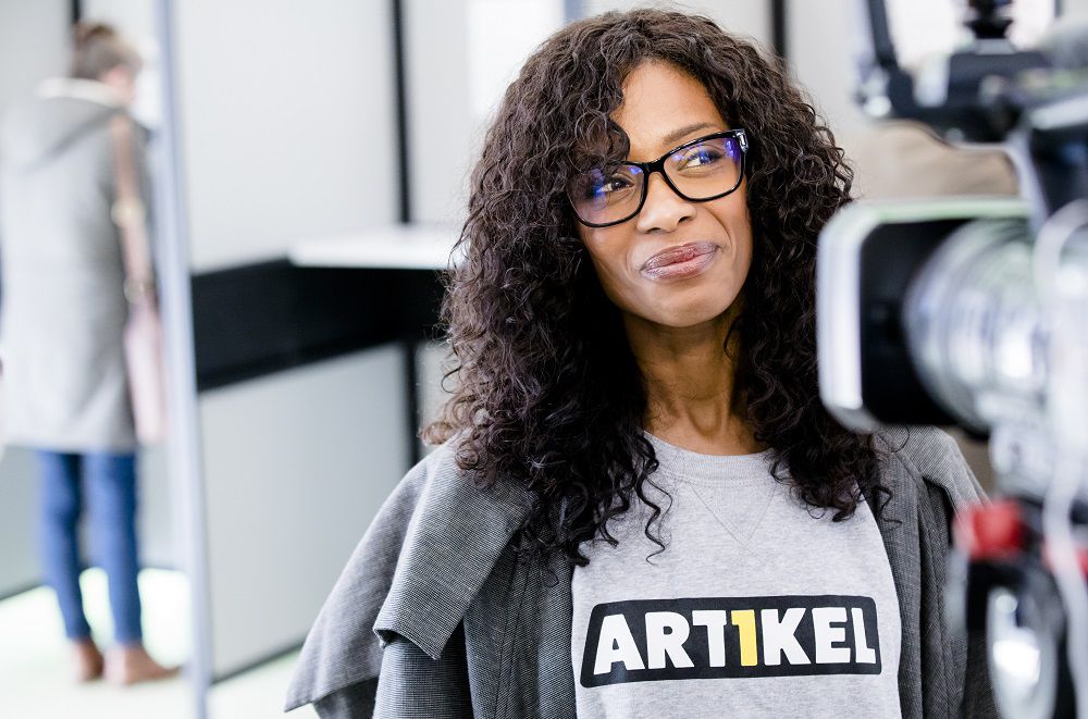 Artikel 1 van Sylvana Simons was in 16 stembureaus de grootste partij - NRC
