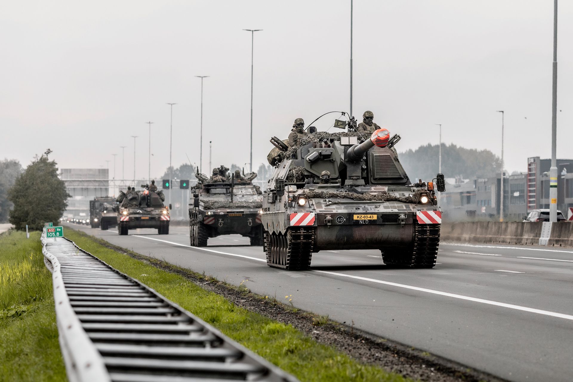 Defensie: mogelijk selectieve opkomstplicht en een ‘vrijheidsbijdrage ...