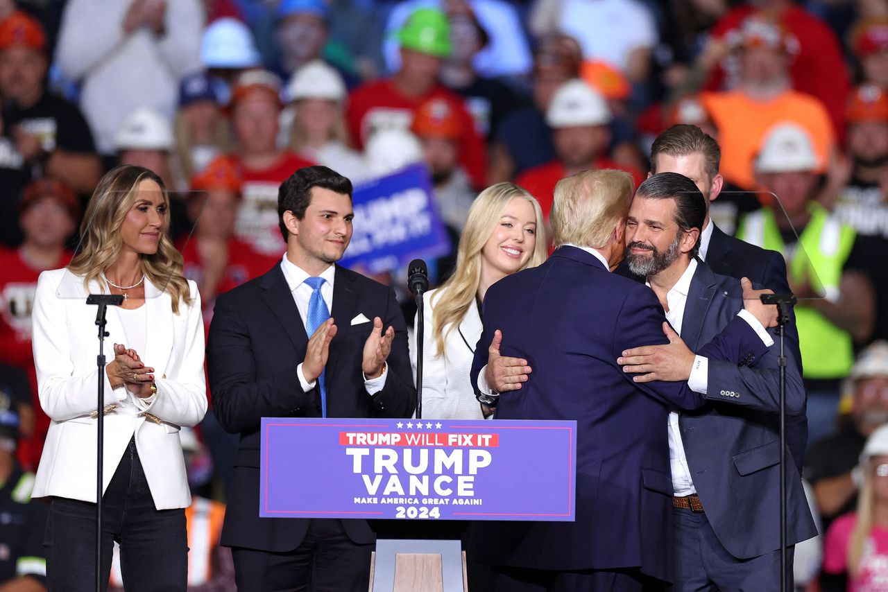 Een miljardair en een zakenvrouw bereiden de lancering van ‘Trump-II ...