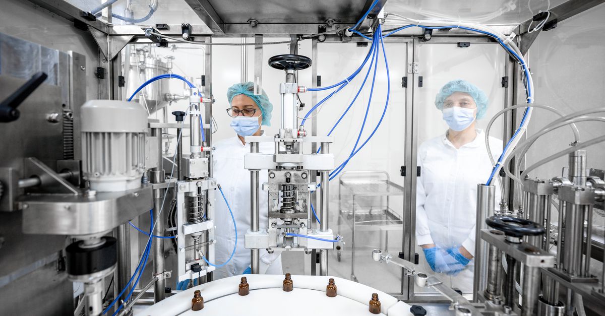 Opinie | Farmaceuten moeten niet zo gefixeerd zijn op winsten - NRC