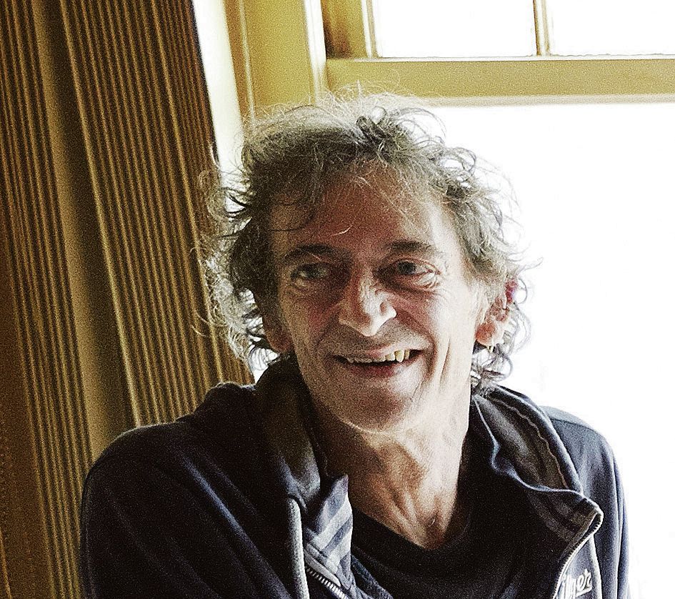 Haagse Harry en Marnix Rueb: taalvirtuozen met Haags accent - NRC