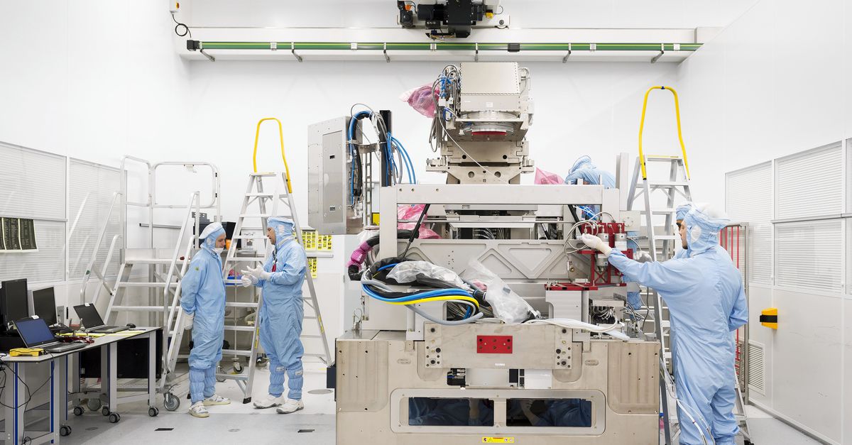 Chinese werknemer ASML betrapt op verduisteren technologische informatie - NRC