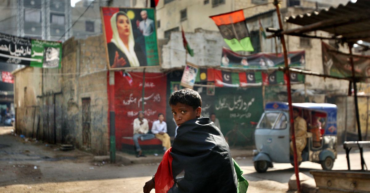Pakistaans dorp stemt op de macht - NRC