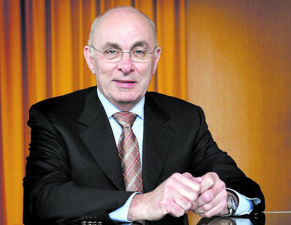 Bondsvoorzitter Van Praag speelde cruciale rol in Ajax-crisis - NRC