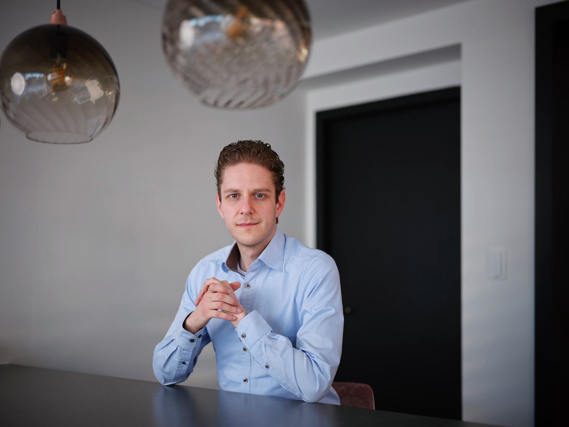 Aartsvijand van crypto richt zich nu op AI: ‘Iedereen lijkt in paniek ...