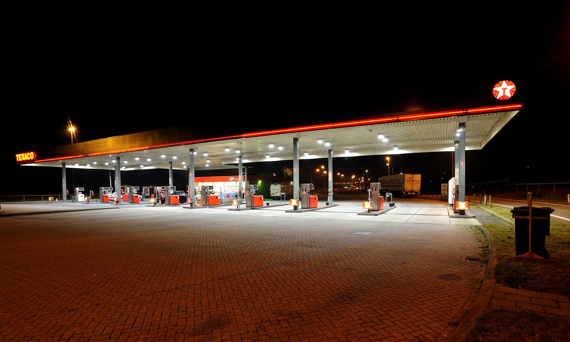 Altijd al een eigen tankstation willen hebben? Vandaag kan je er een ...