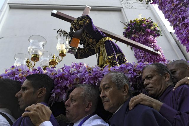 Tradities in de Goede Week - NRC