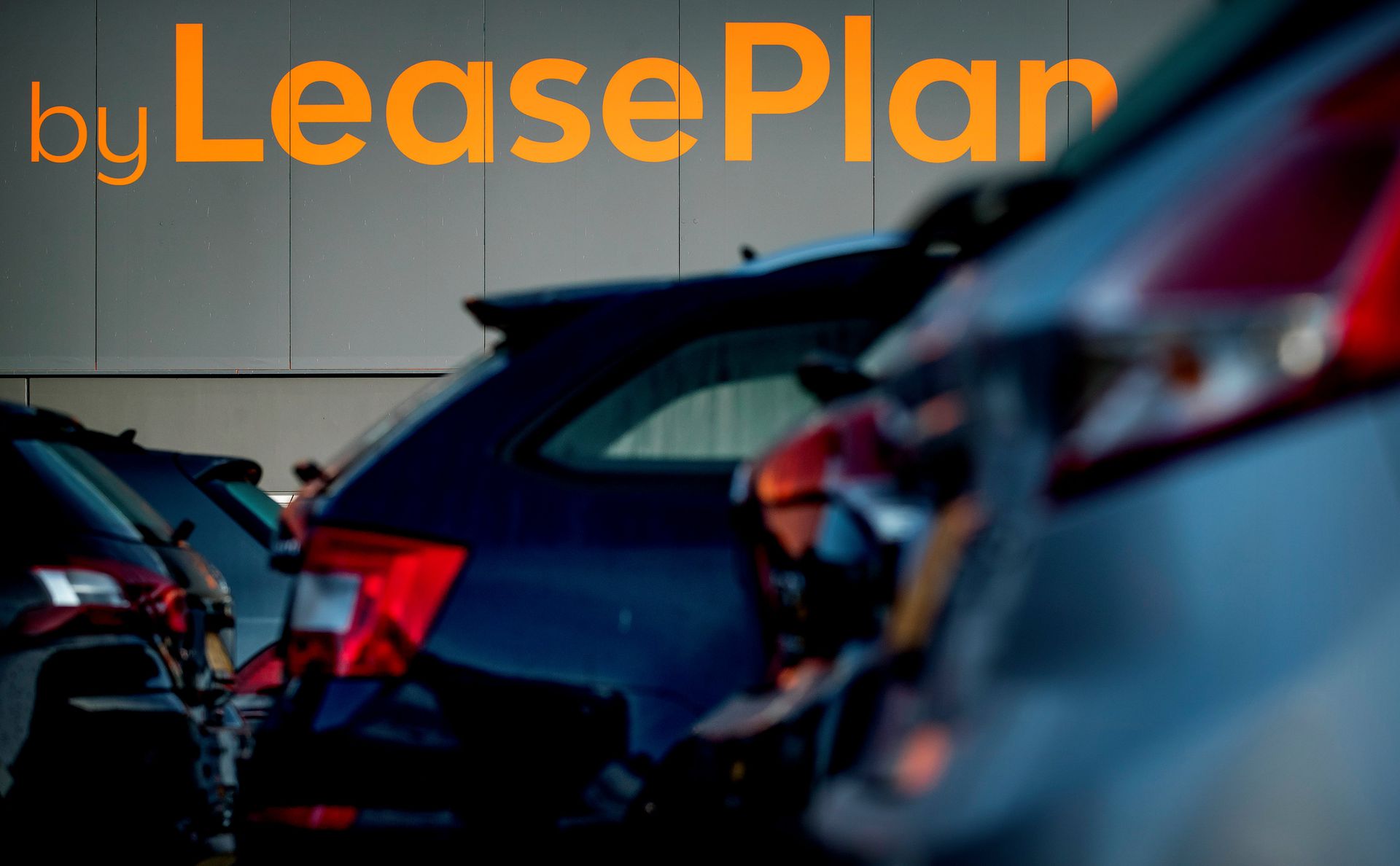 Nederlands autoleasebedrijf LeasePlan overgenomen voor 4,9 miljard euro ...