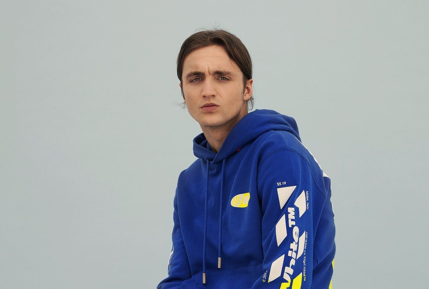 Prettig trage rapper Kevin is ook live beheerst en sfeervol - NRC