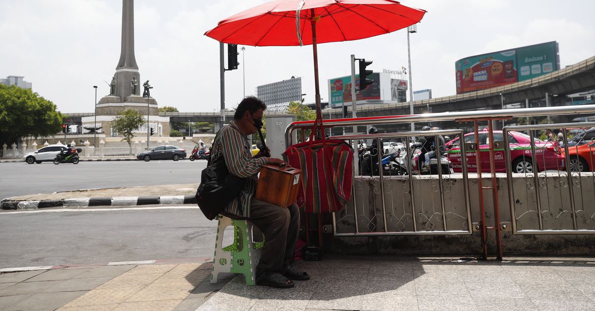 Record temperatures of over 44 degrees in Southeast Asia, 'walking 300 ...