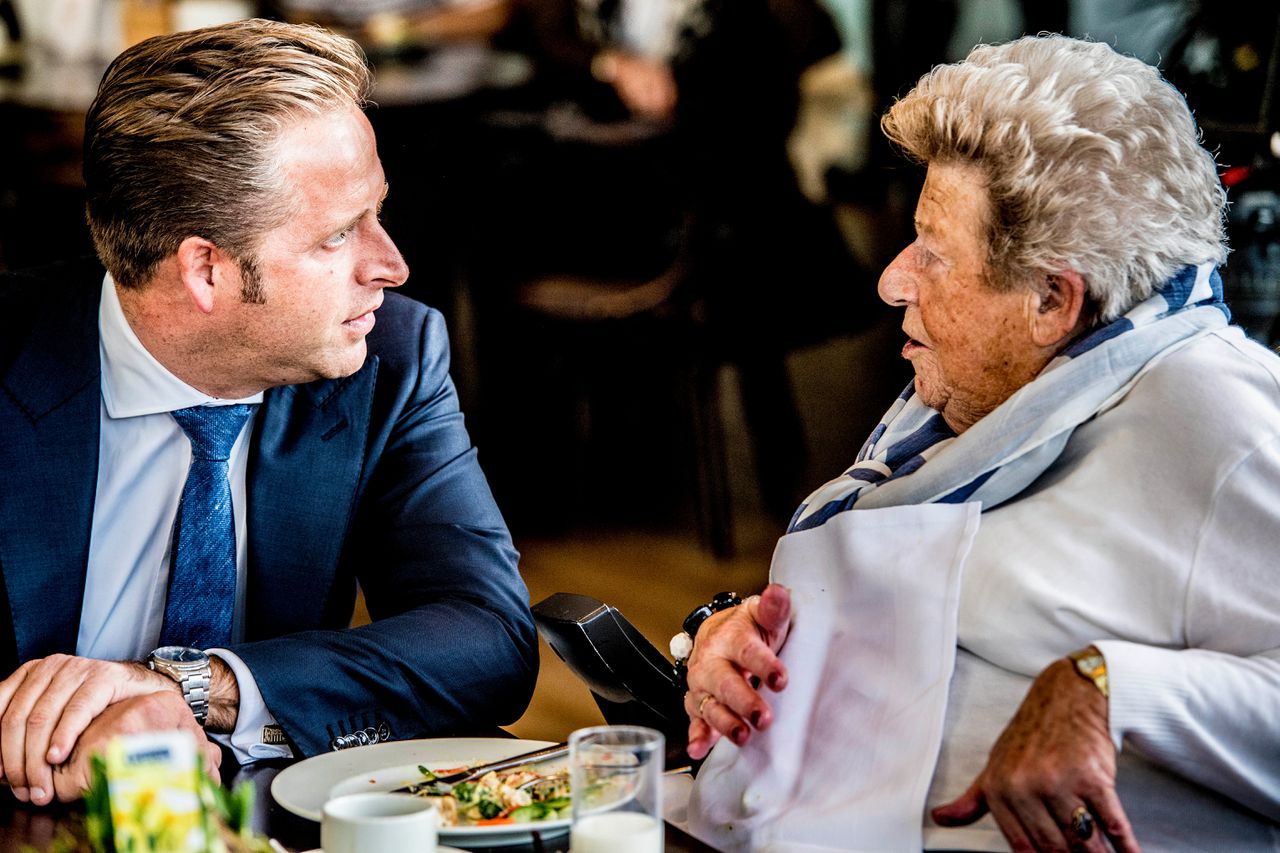 Minister De Jonge: marktwerking in de zorg moet weer worden beperkt - NRC